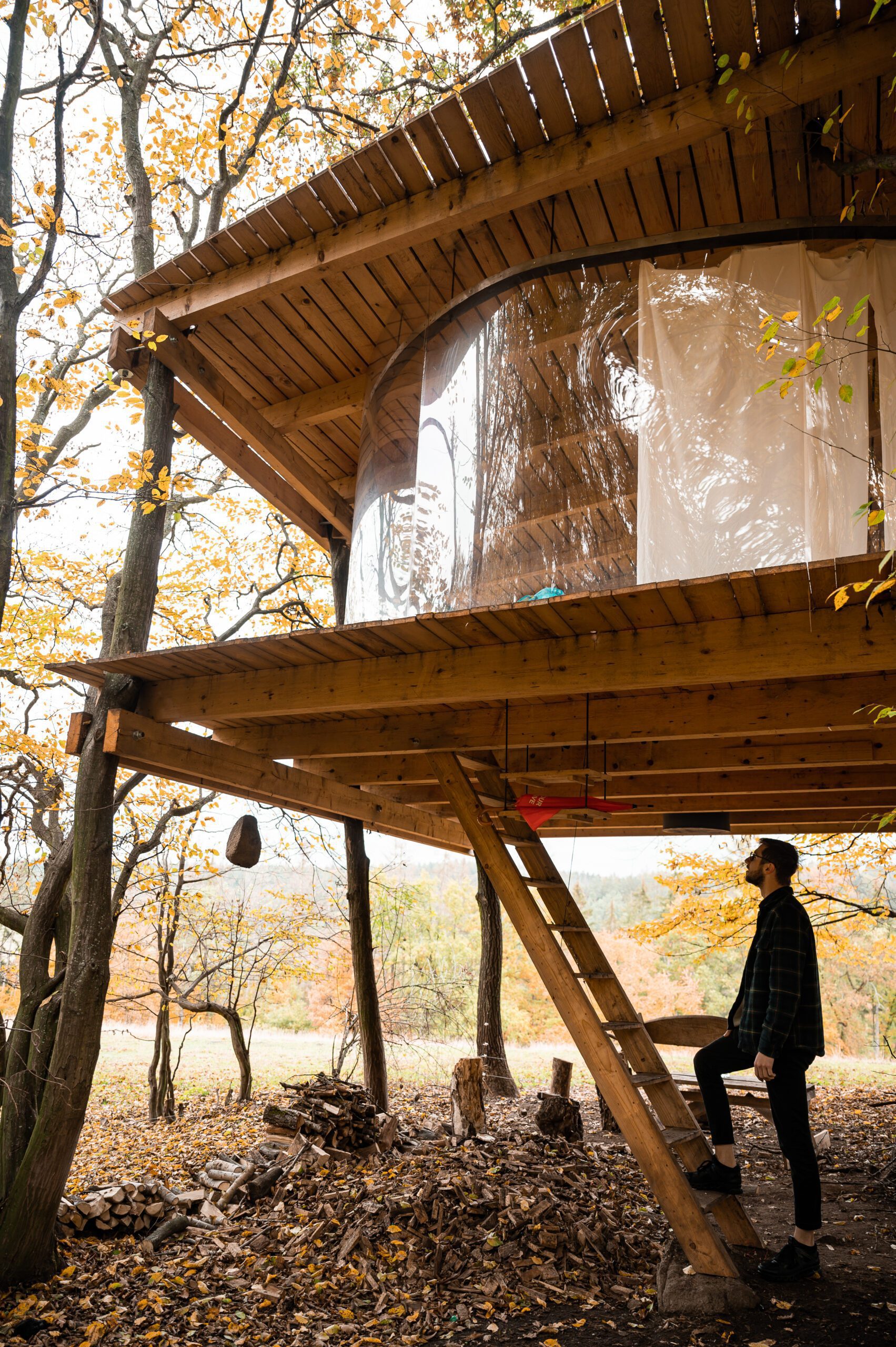 Treehouse Hrusice - sleeping in the trees | Eliška Janoušová